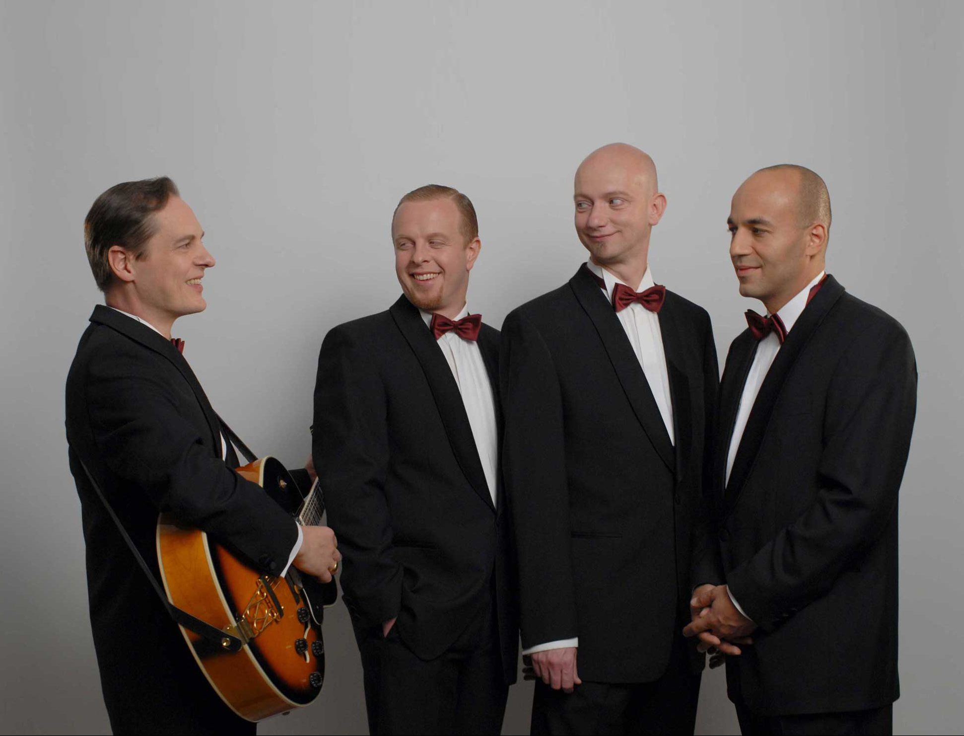 SWEETER THAN SUGAR – Four Boys And A Guitar